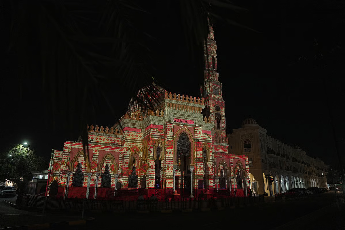 Dibba_Al_Hisn_Mosque_ - https://www.dubaistandard.com