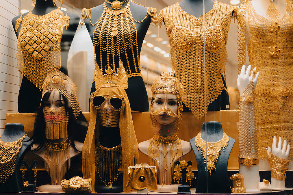 Dubai gold buyers get relief as prices remain below June highs. - https ...