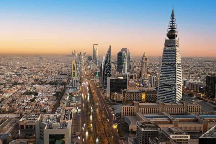 Saudi Arabia introduces flexible working hours in Riyadh business ...