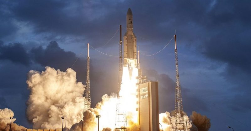 India launches powerful GSAT-30 communication satellite - Dubai Standard
