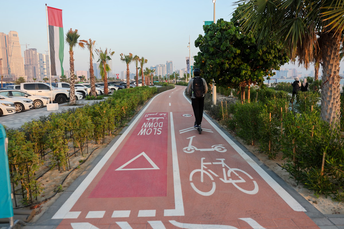 Dubai Municipality opens Khor Al Mamzar Beach to visitors and the ...