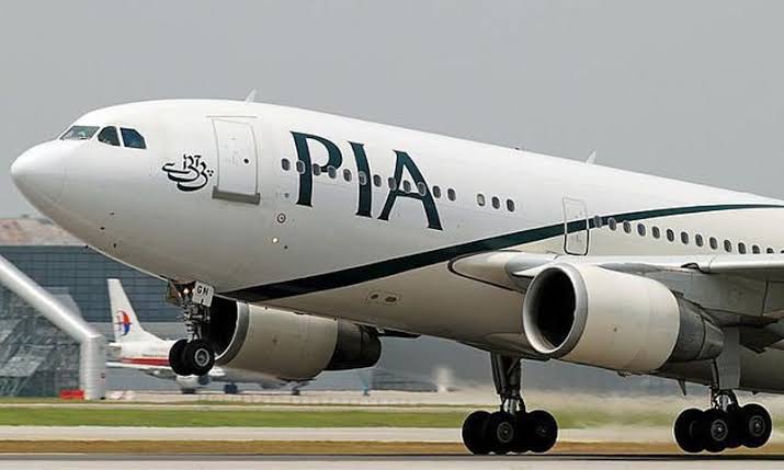 PIA flights forget passengers' luggage in Dubai - https://www ...